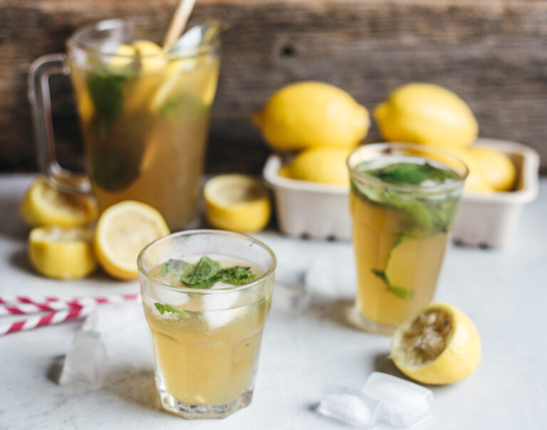 Easy Healthy Homemade Lemonade with Mint | Biting into Life