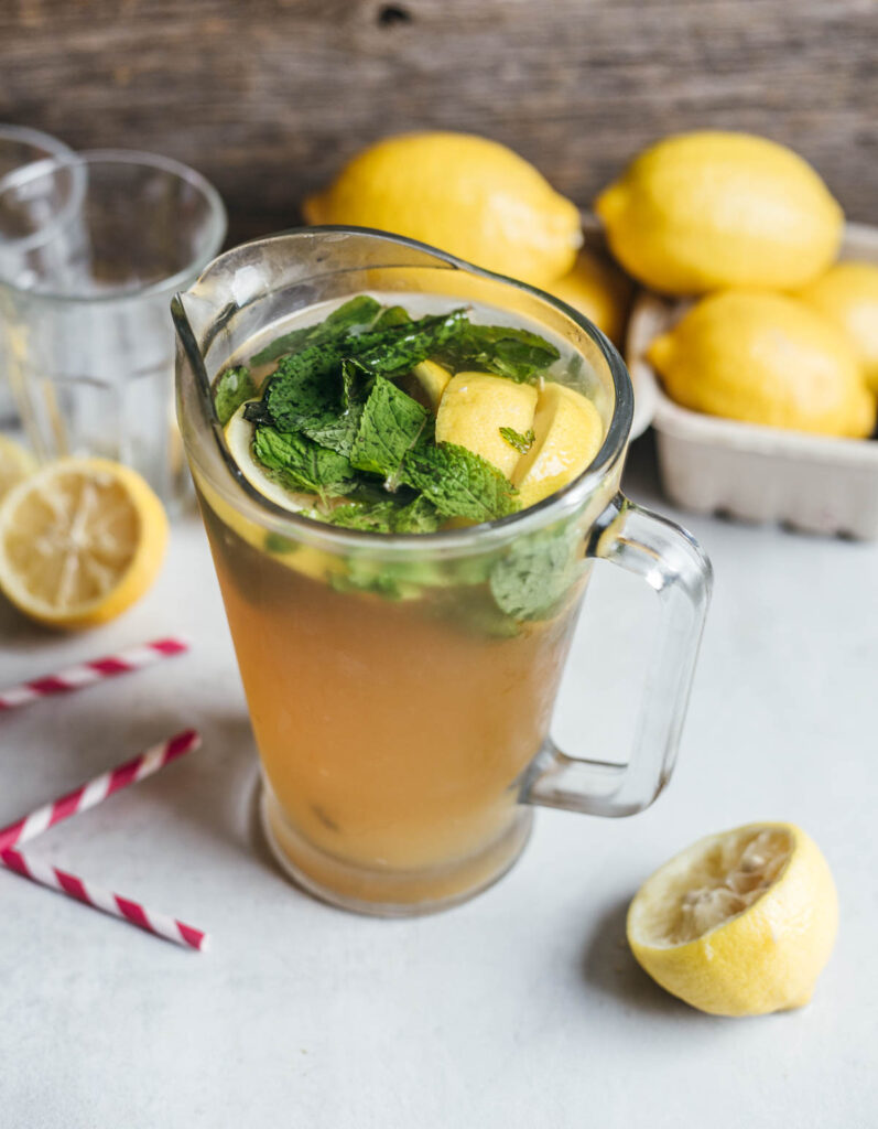 Easy Healthy Homemade Lemonade with Mint | Biting into Life
